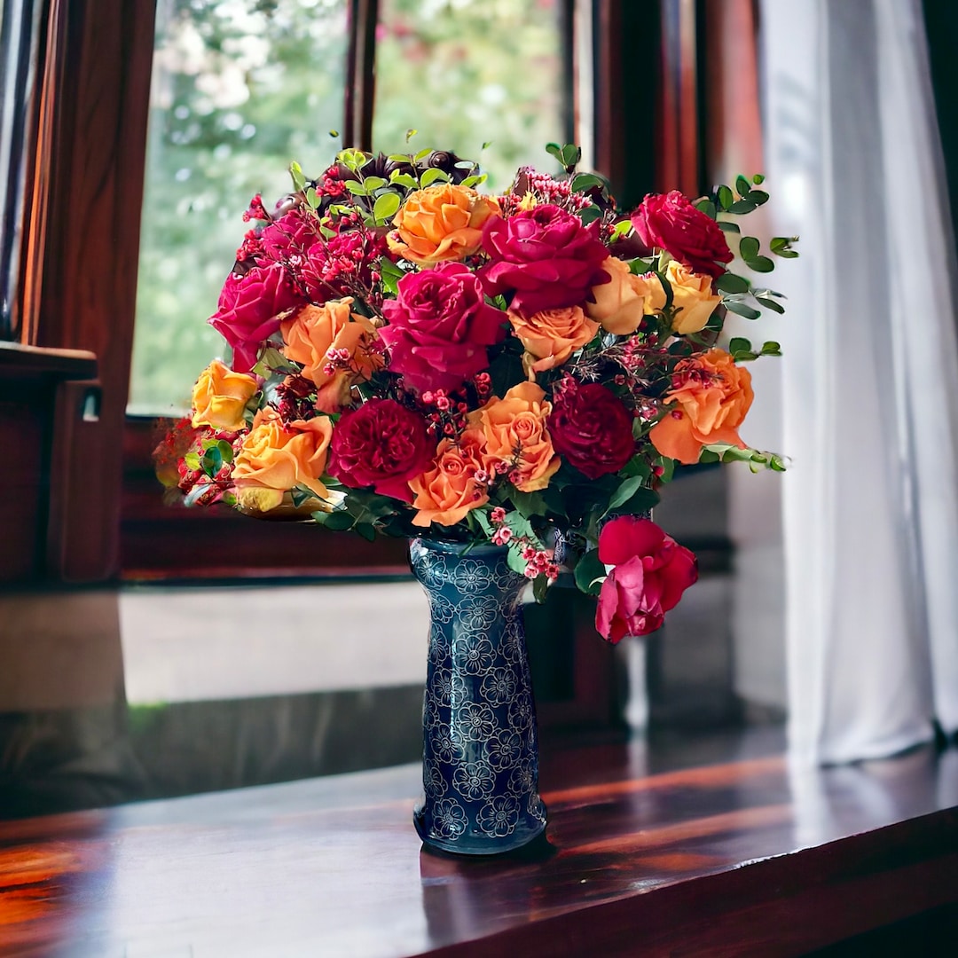 Beautiful Decorative Flower Vases, Fresh Flower Vase, Dried Flower Vase ...