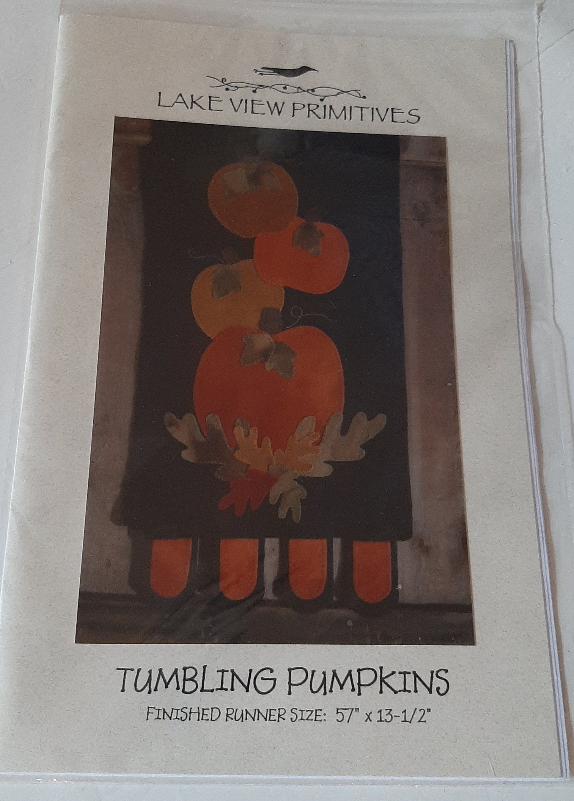 Lake View Primitives Paper Pattern Tumbling Pumpkins Runner - Etsy