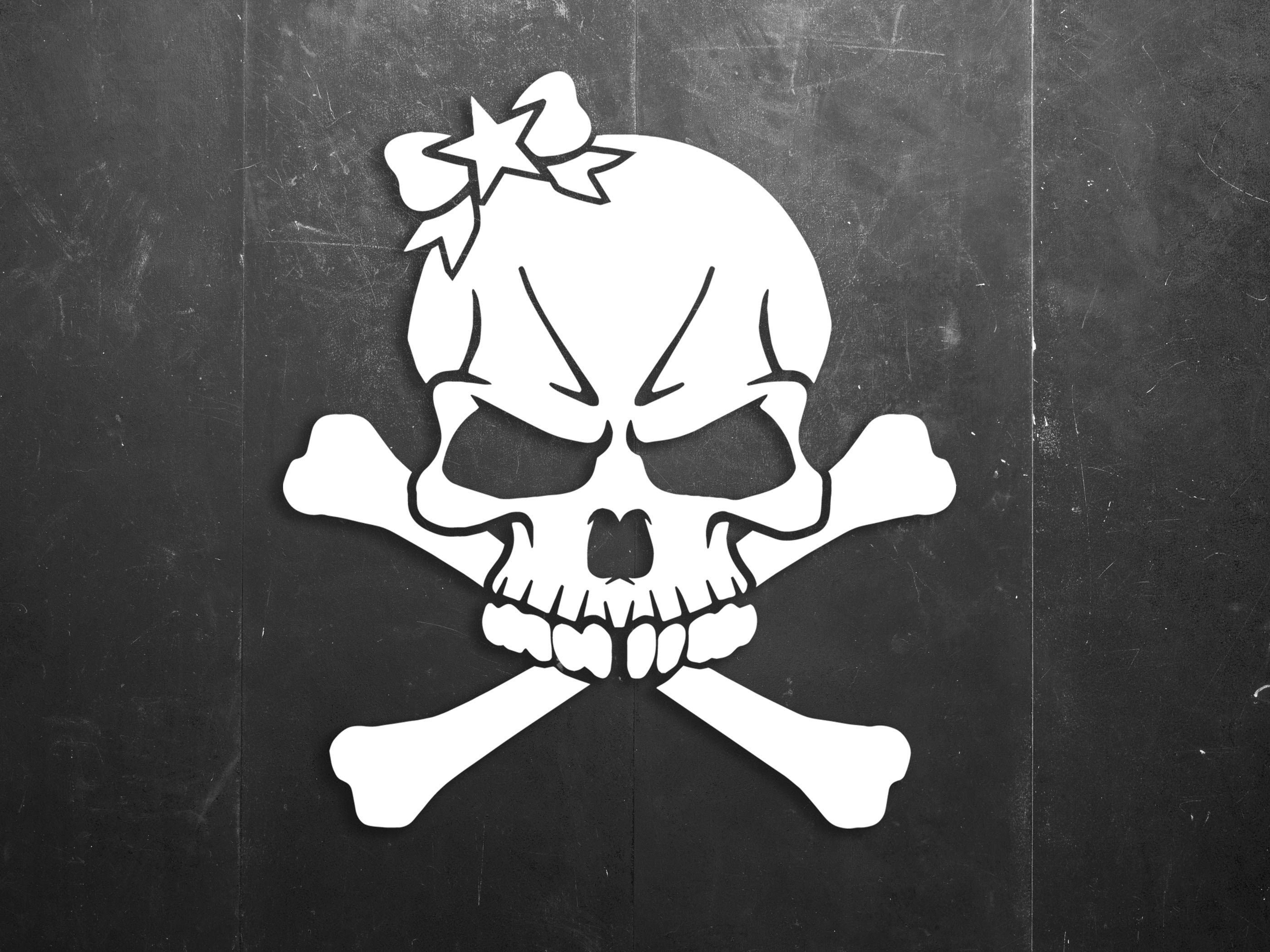 Girl Skull And Crossbones