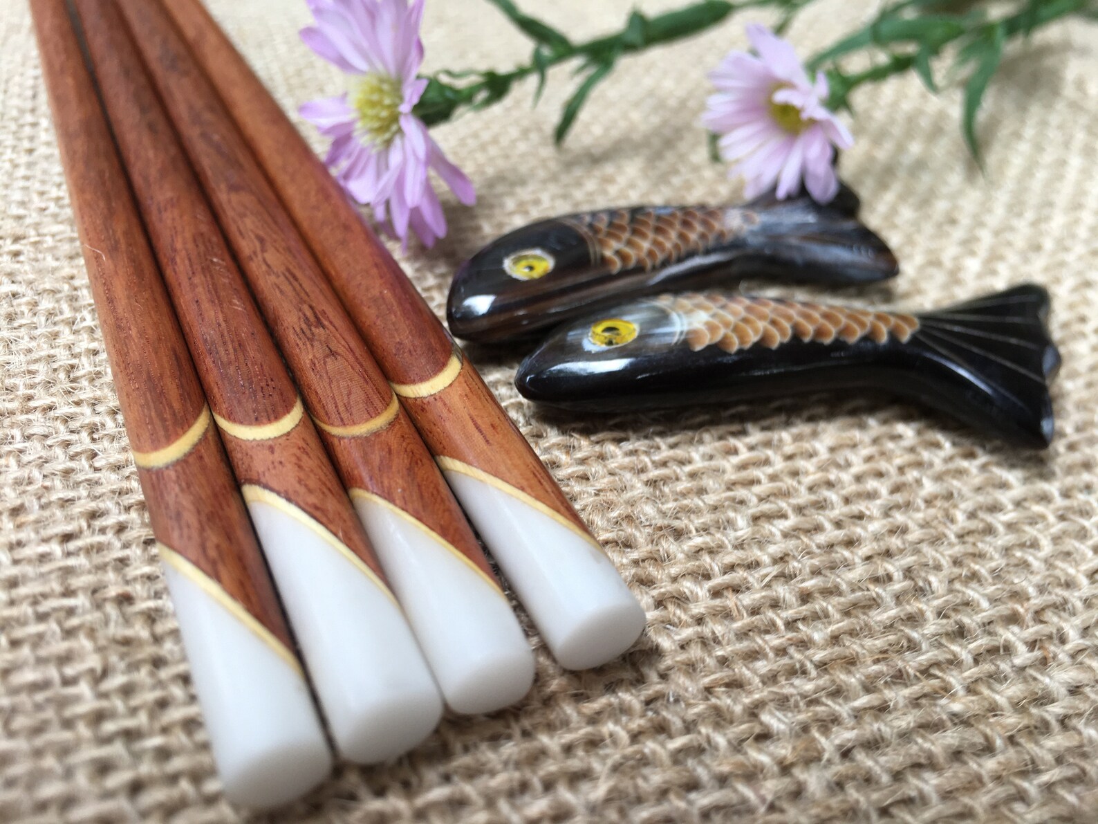 Combo 2 Chopsticks Set With Rests: 2 Pairs of Wood Chopsticks - Etsy