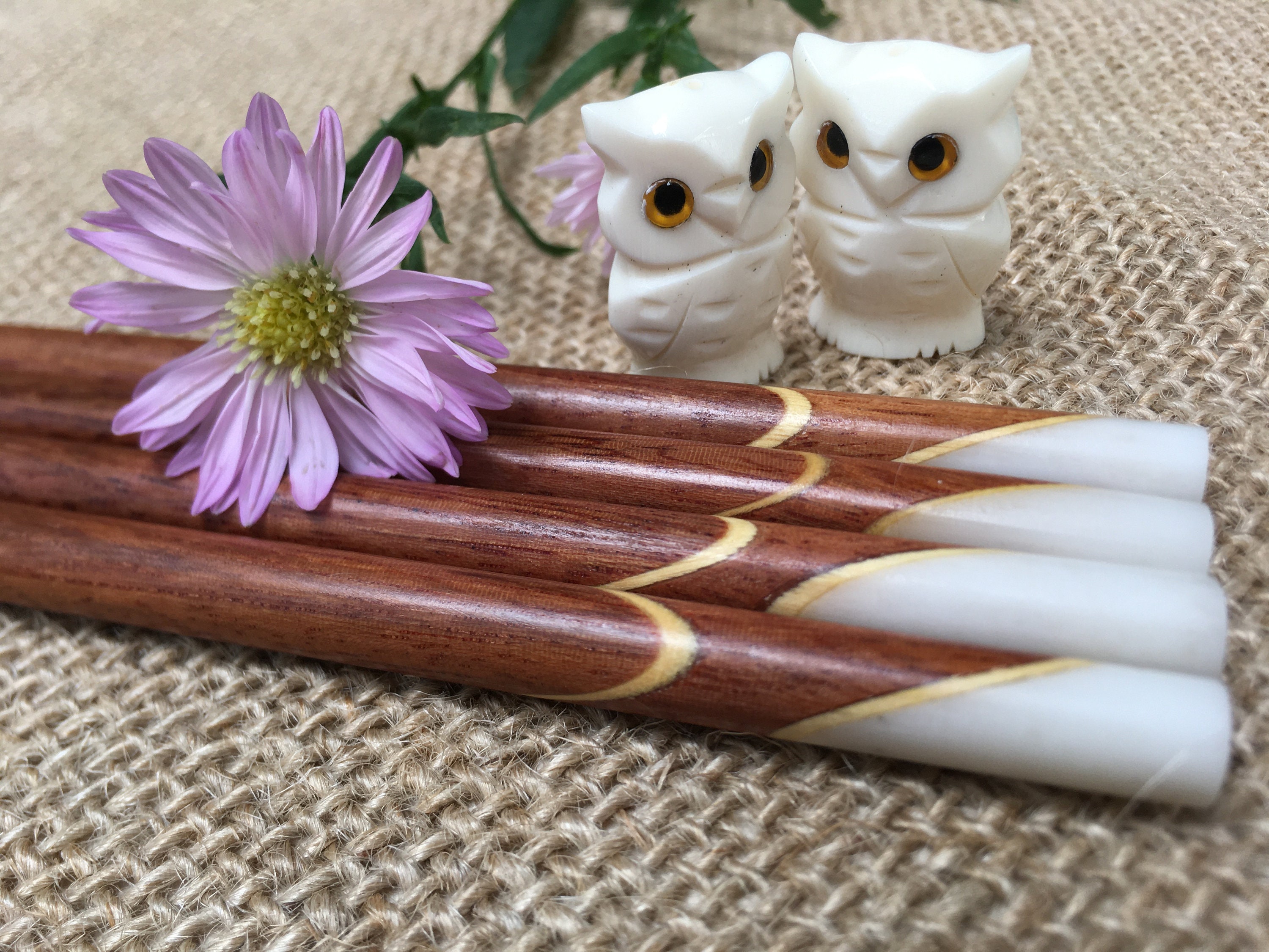 Combo 2 Chopsticks Set With Rests: 2 Pairs of Wood Chopsticks - Etsy