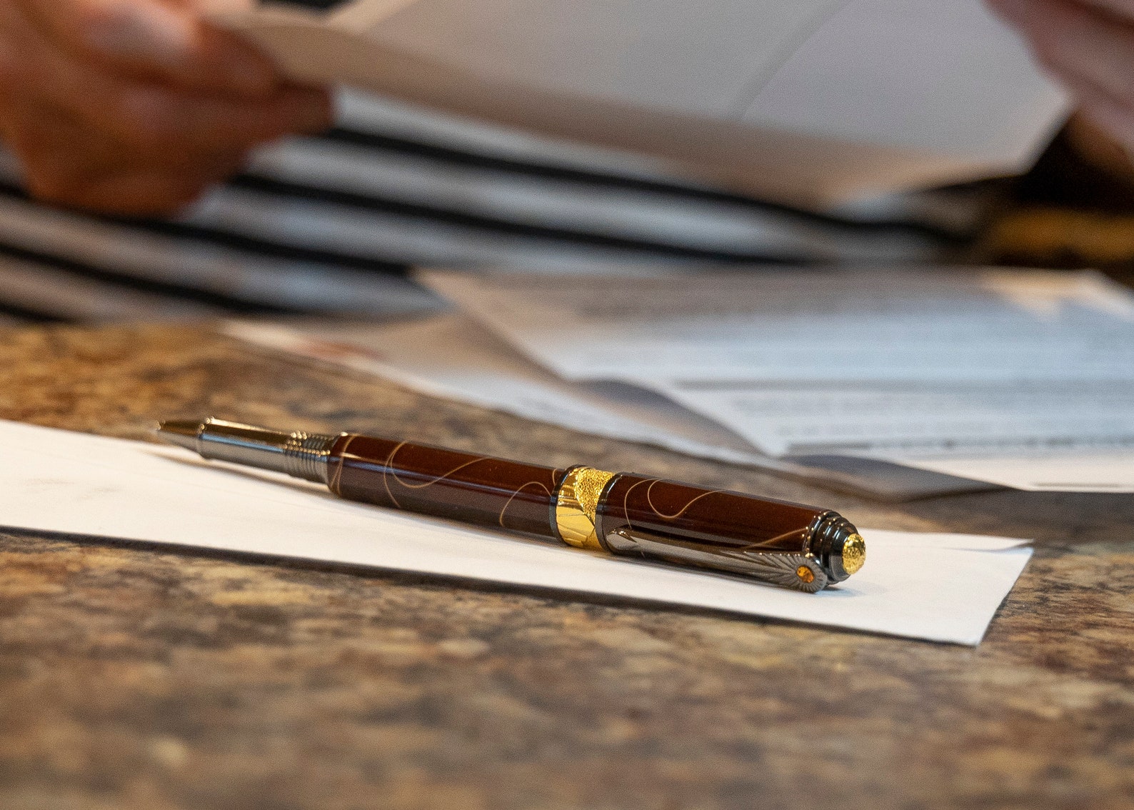 Custom Pen With Screw On/off Cap - Etsy