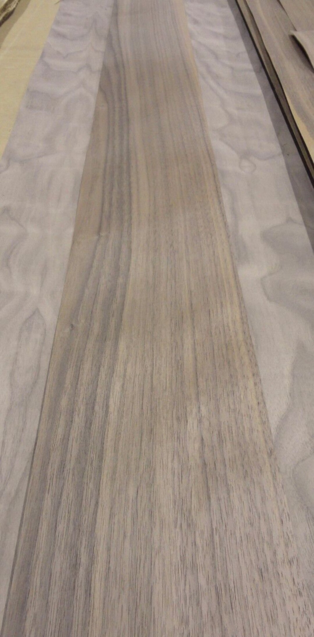 Walnut Quarter Cut Wood Veneer 5" X 97" Raw No Backing 1/42" Thickness ...