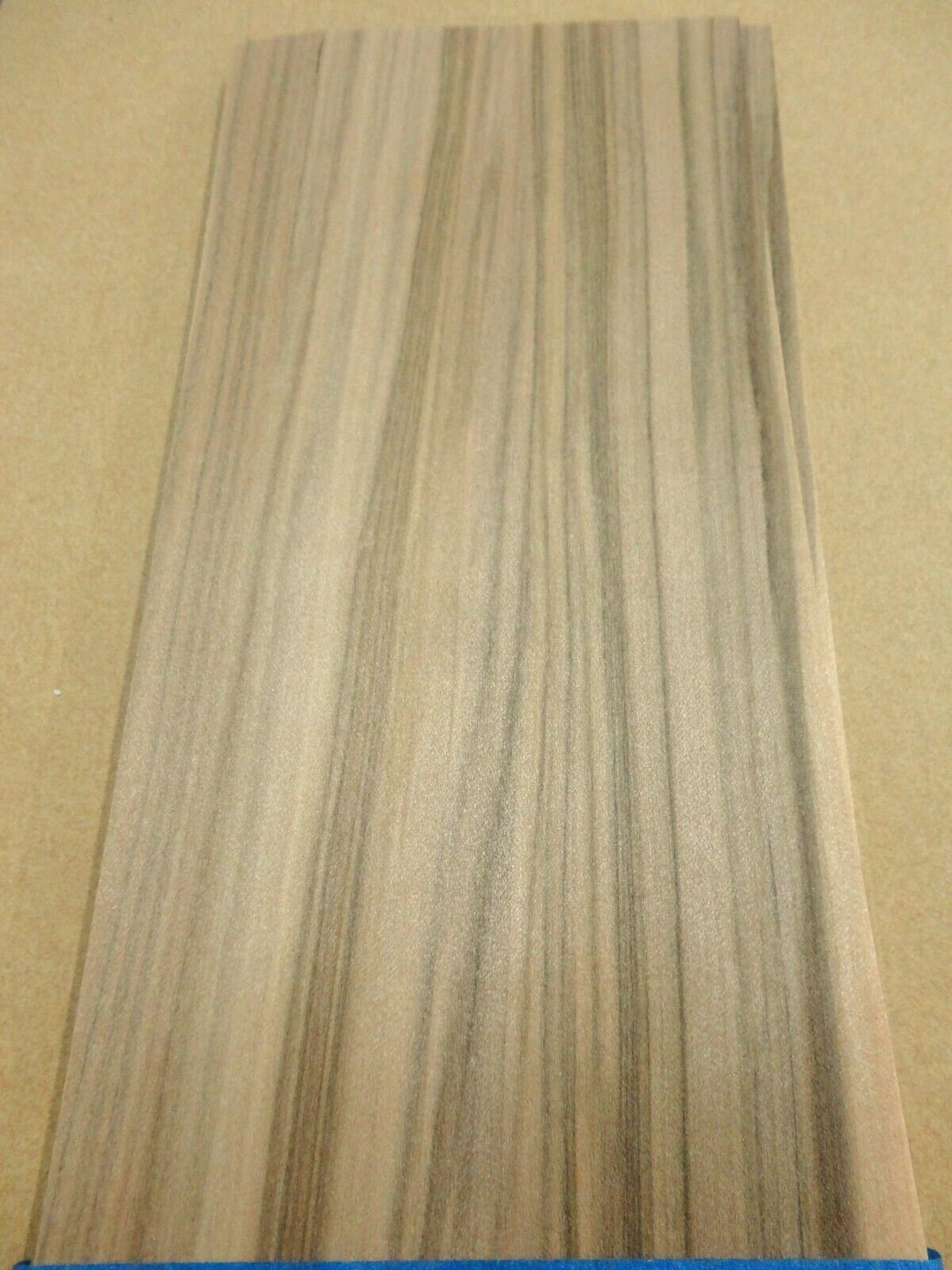 Chapa de madera Red Gum de 4 x 9,75 en bruto, sin respaldo, 1/42 de ...