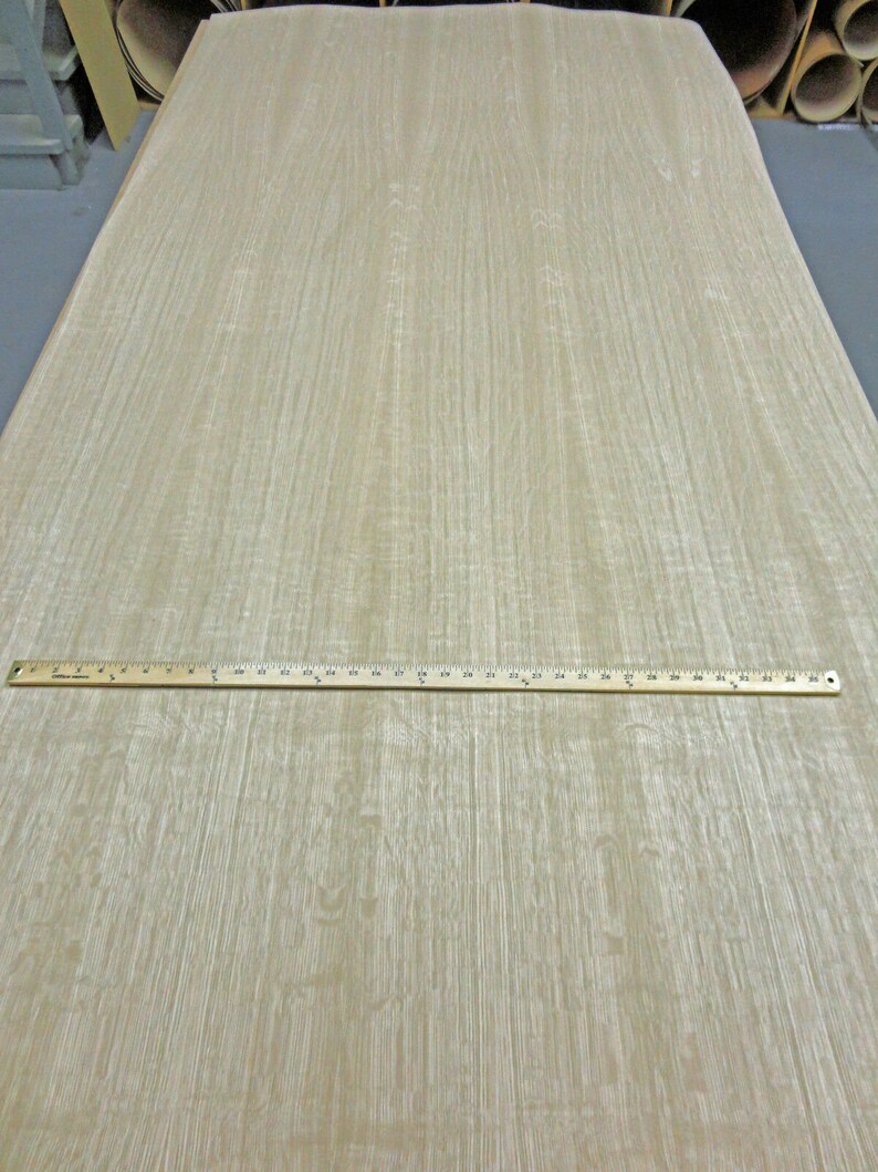 White Oak Flake Figured Tiger Wood Veneer 24 X 96 - Etsy