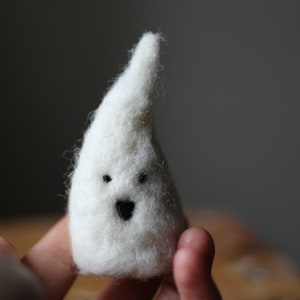 Needle Felted Wool Ghosts - Set of Three - Etsy