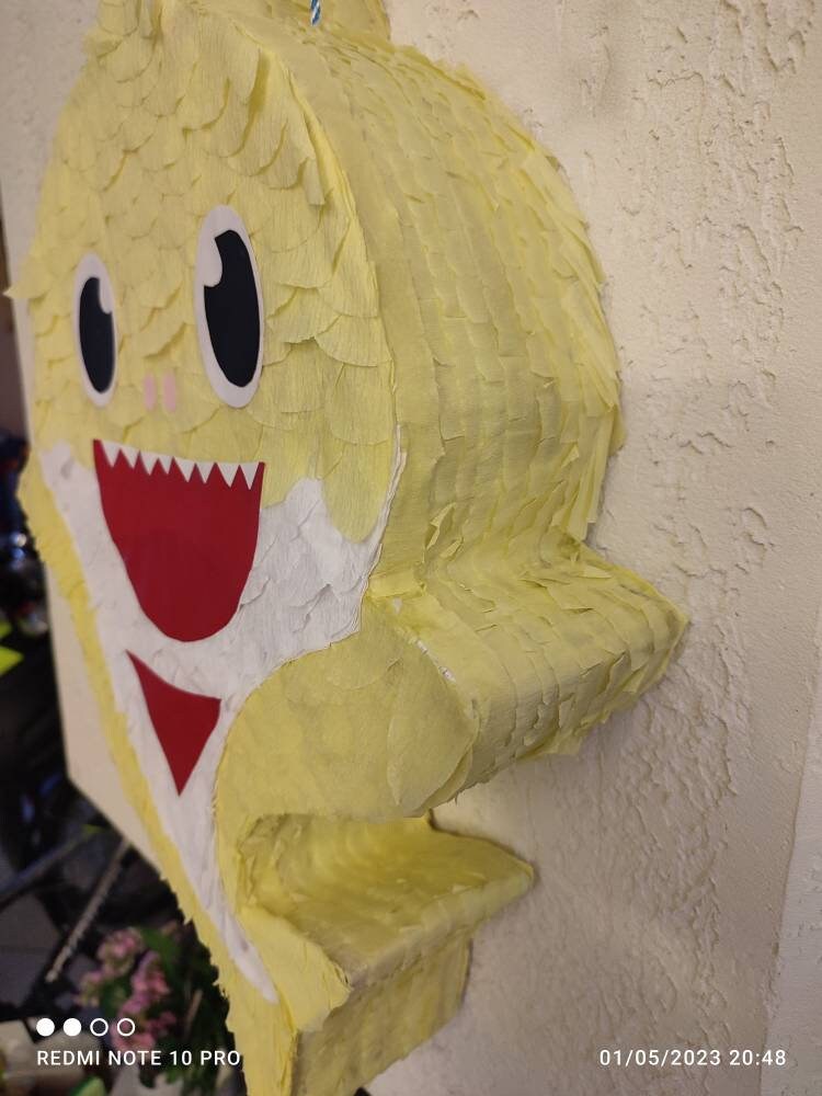 Pinata Baby Shark Baby Sharks Yellow.blue.pink H40xp10xl34 - Etsy
