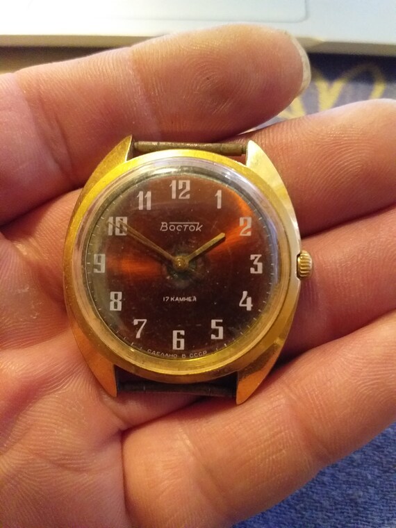 vintage watch au10 wostok - Gem