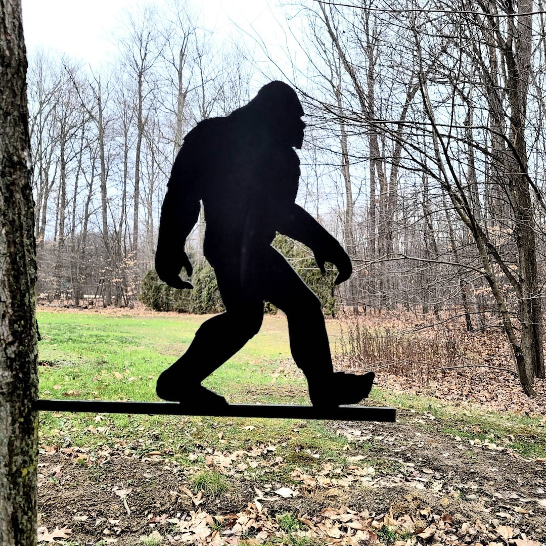 Bigfoot Silhouette Tree Stake: Metal Sasquatch Yard Art - Etsy