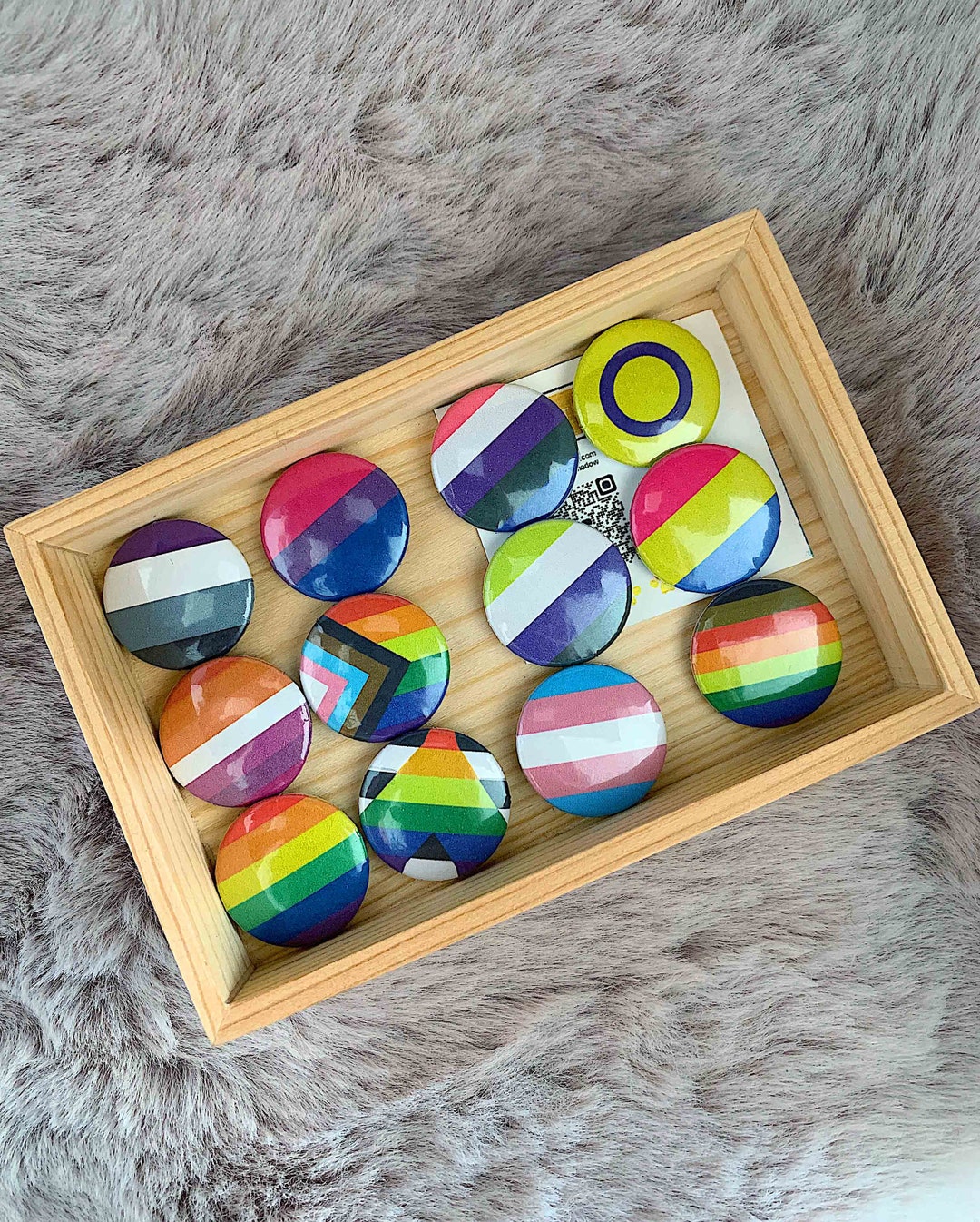 LGBTQ+ Pride Flag Badge Buttons 25mm/1 Inch, Gay Pride Buttons, Rainbow ...