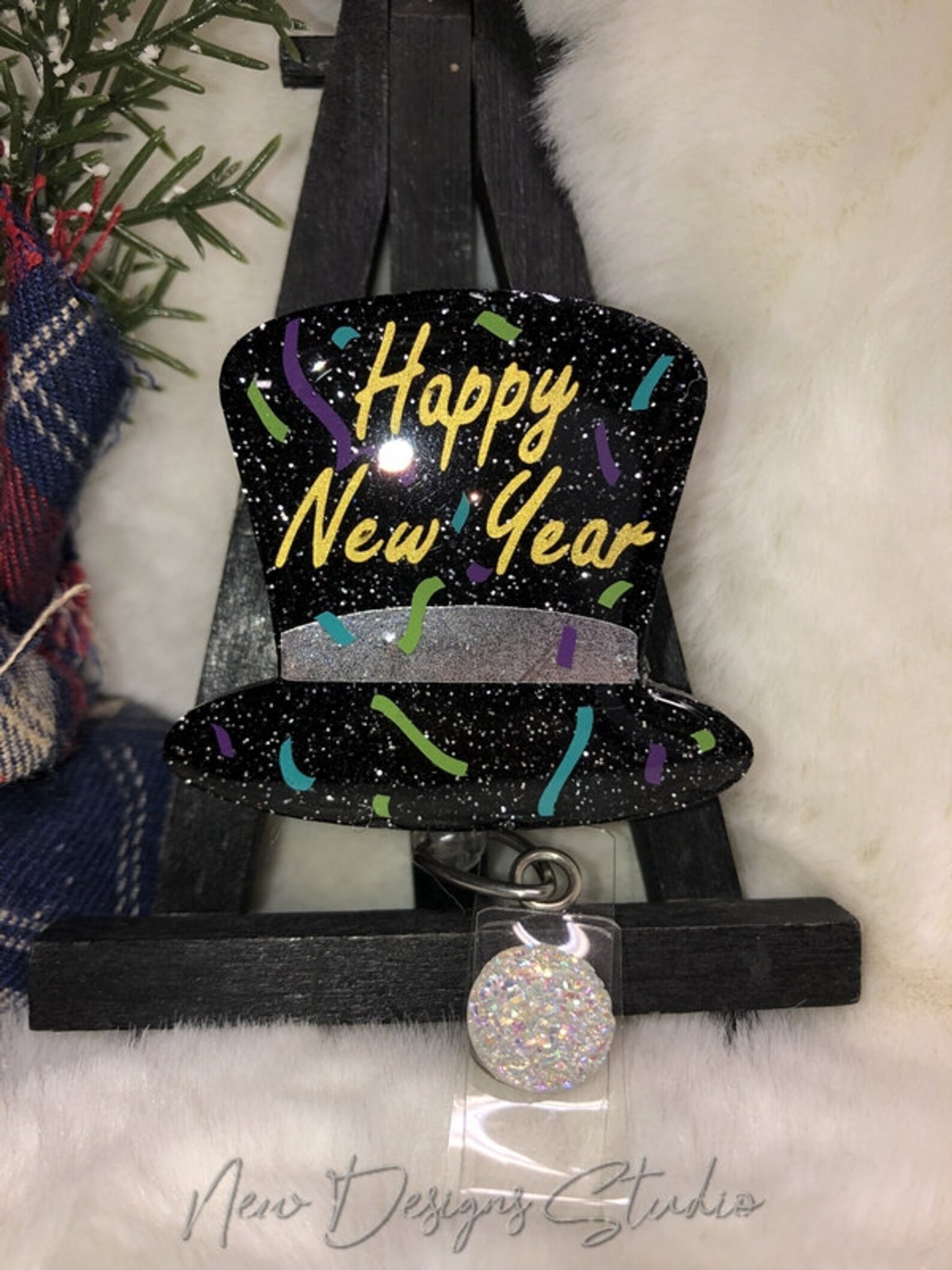 New Years Badge Holder, Top Hat ID Pull, Happy New Year Hat ID Holder ...