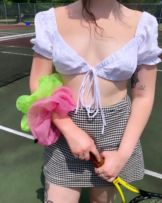 White Crop Top Gem
