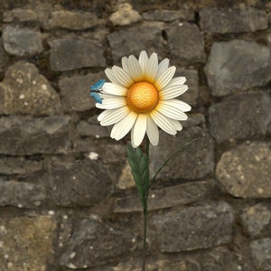 Large Metal Daisy Flower Garden Ornament | Outdoor Decor Planter Rose ...