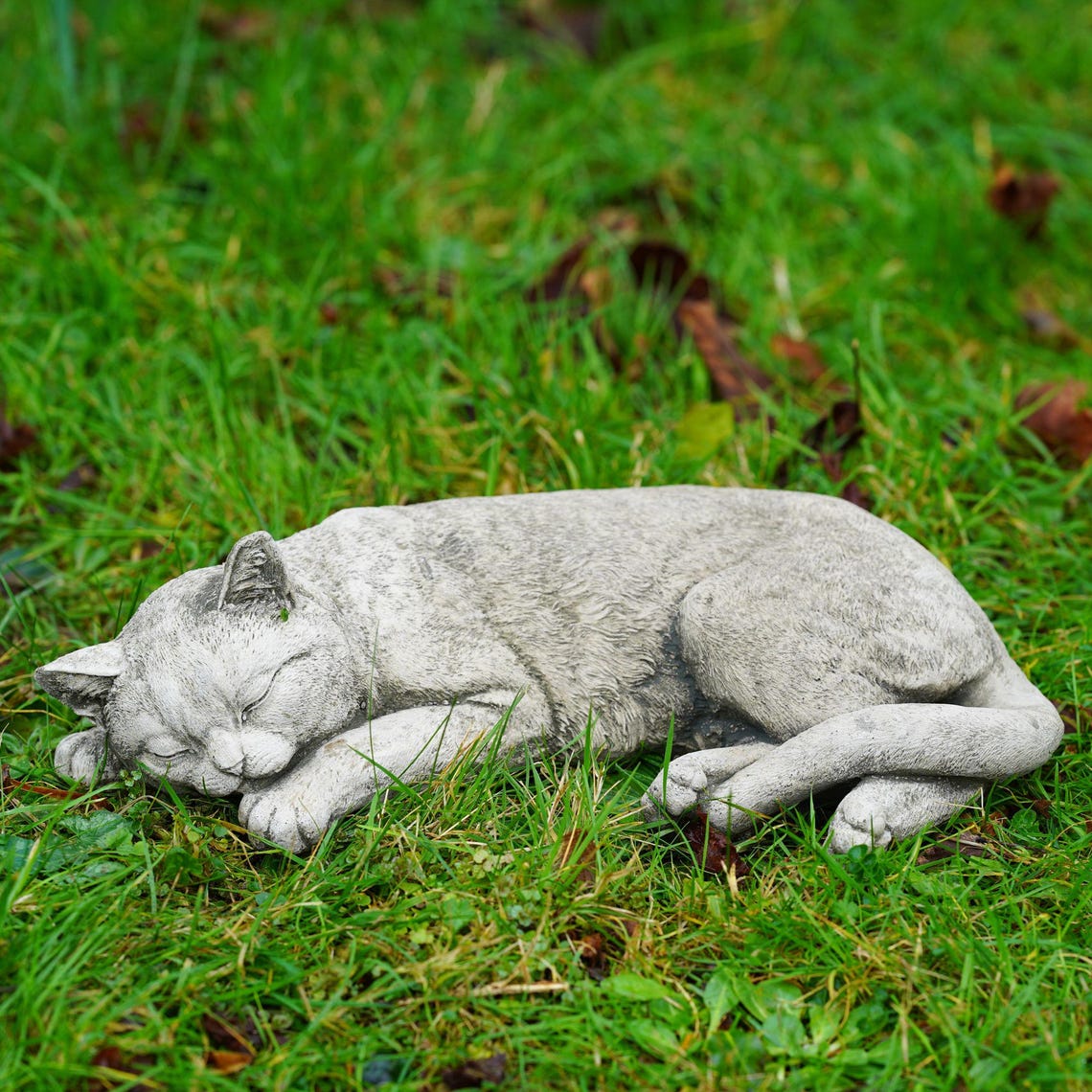 Resting Cat Large Stone Statue | Outdoor Garden Ornament British Made ...