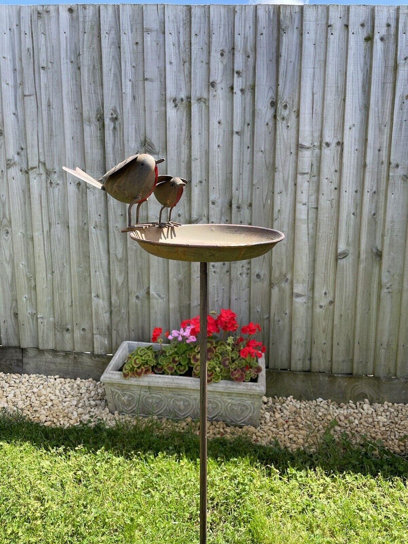 Duo Robin Bird Bath on Tall Spike | Metal British Garden Bird Statue ...