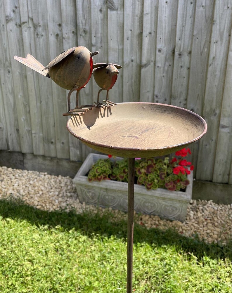 Duo Robin Bird Bath on Tall Spike | Metal British Garden Bird Statue ...