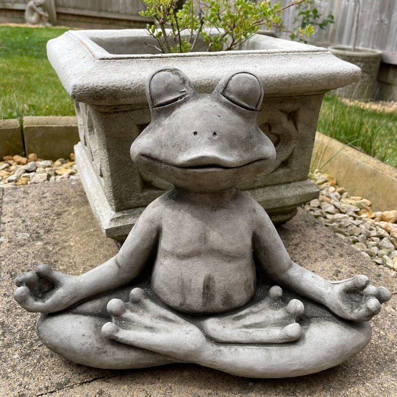 Large Garden Frog Statues - Etsy