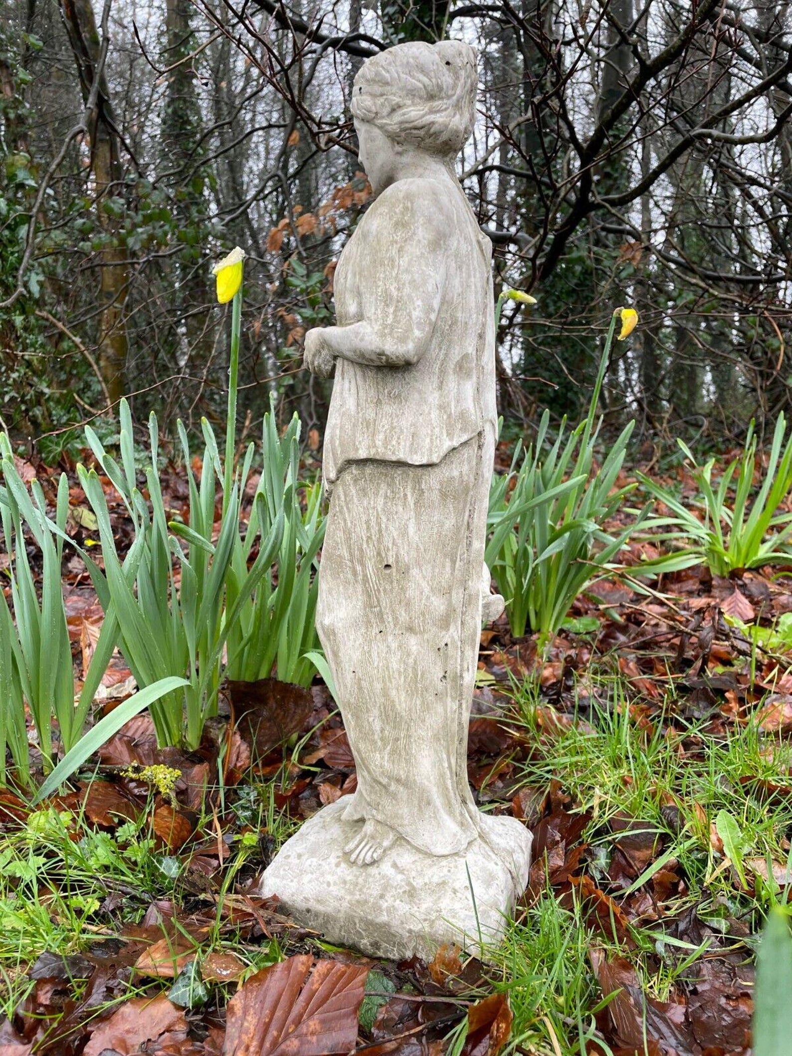 Greek Lady Stone Garden Statue | Outdoor Classical Roman God Sculpture ...