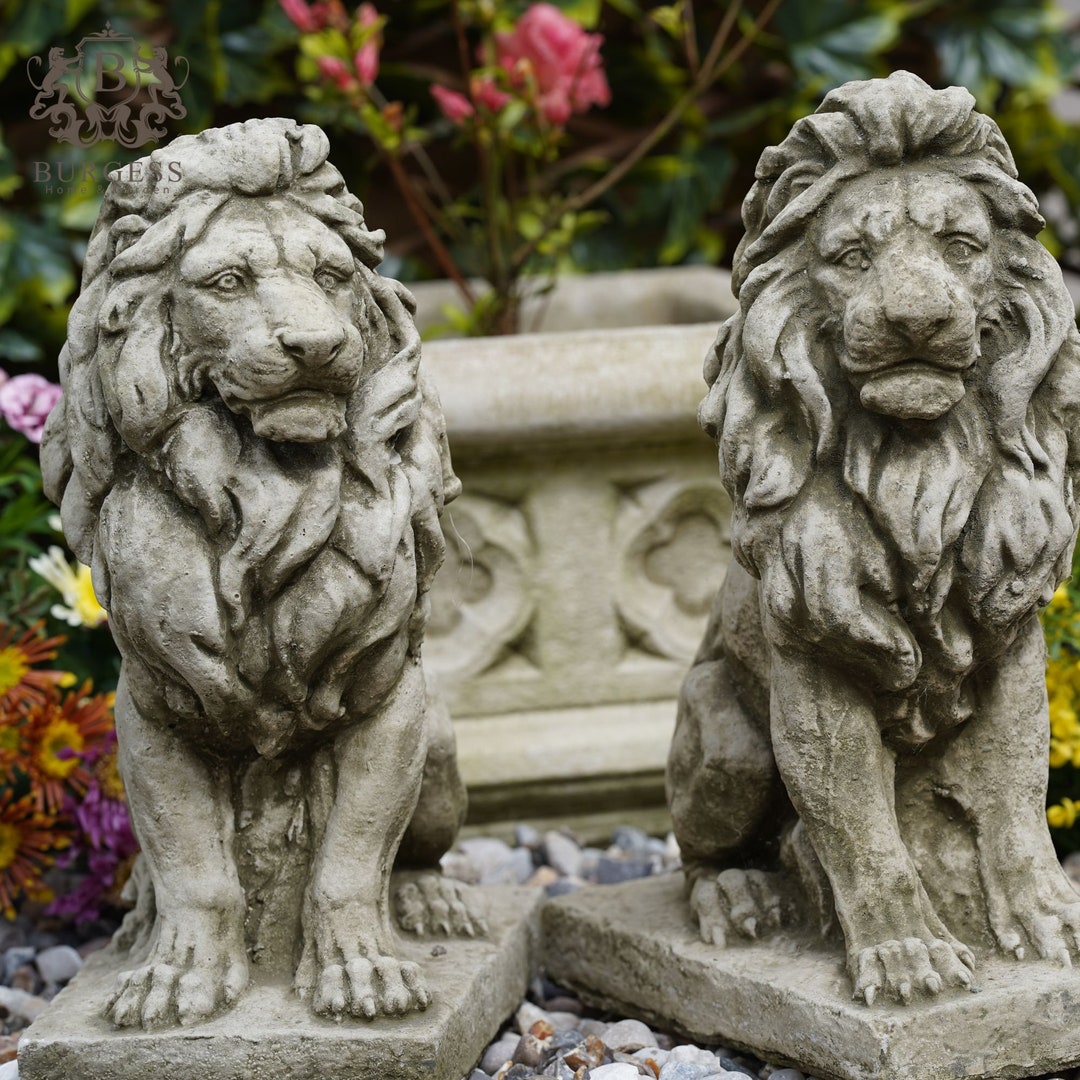 Pair of Lion Stone Statues | Large Lions Outdoor Garden Ornament ...