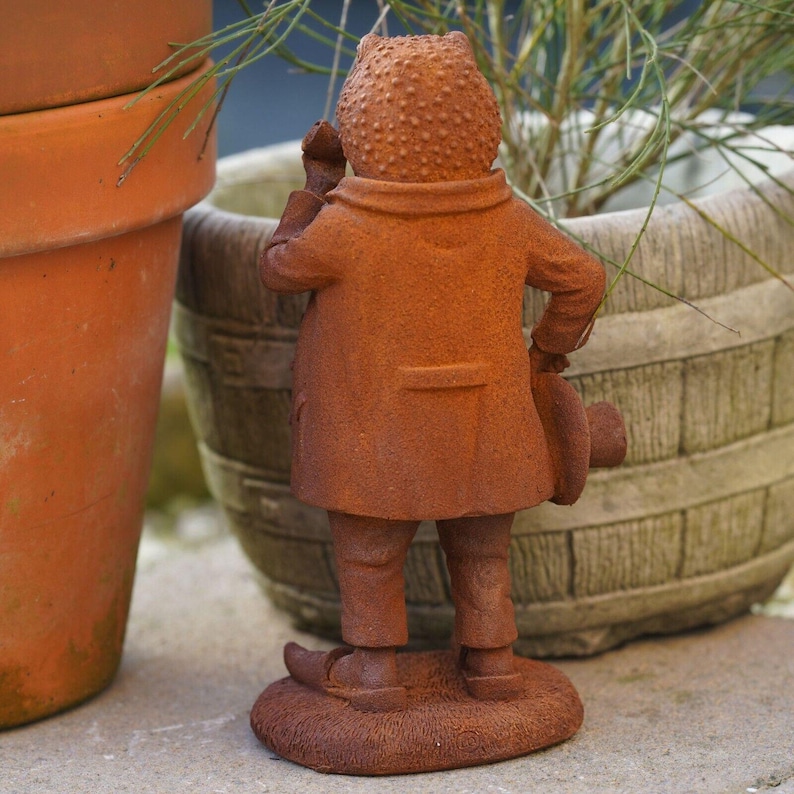 Cast Iron Mr Toad Garden Sculpture | Outdoor Wind in the Willows Statue ...