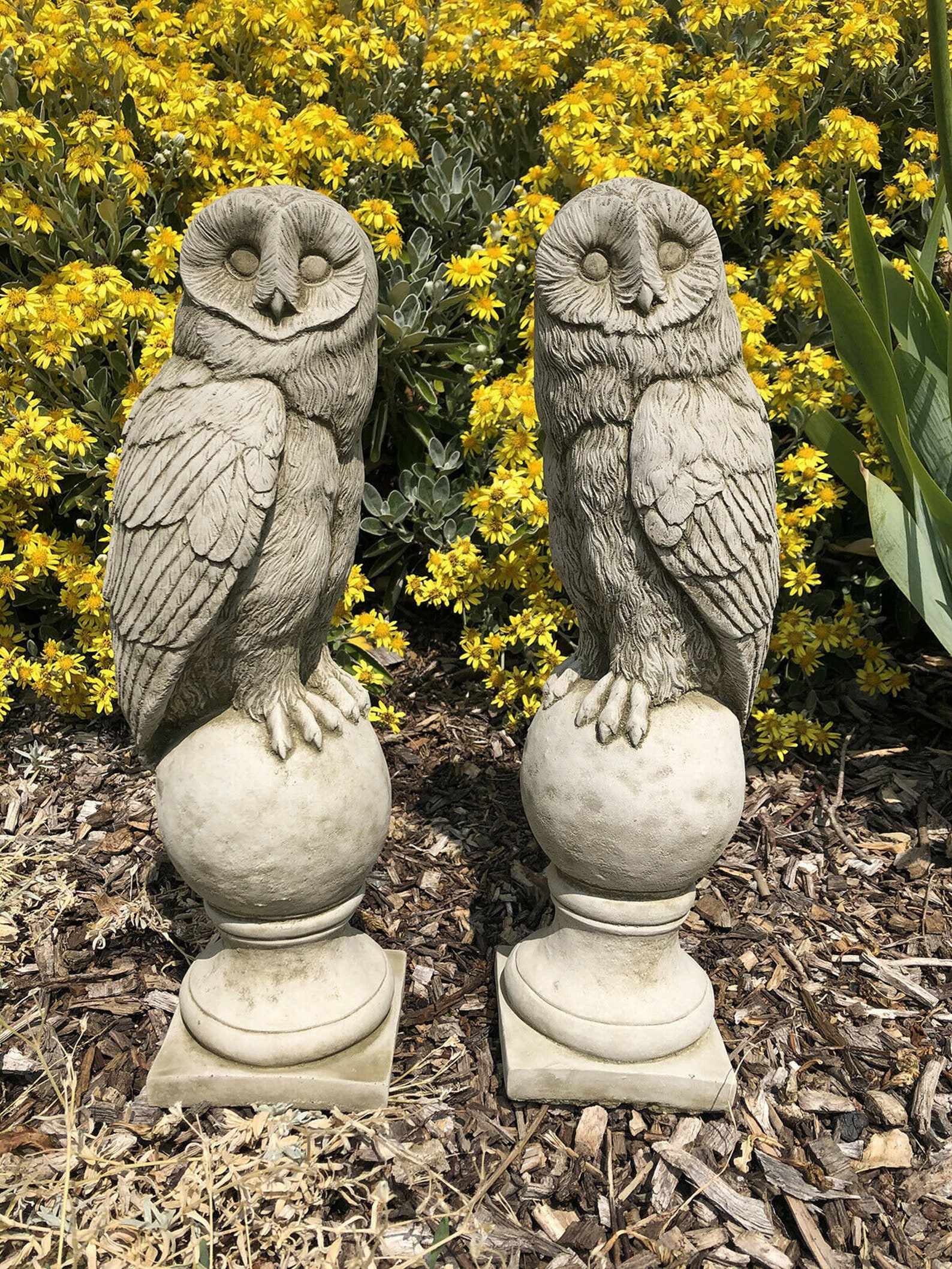 Pair of Barn Owl Finials Statues Reconstituted Stone Concrete Outdoor ...