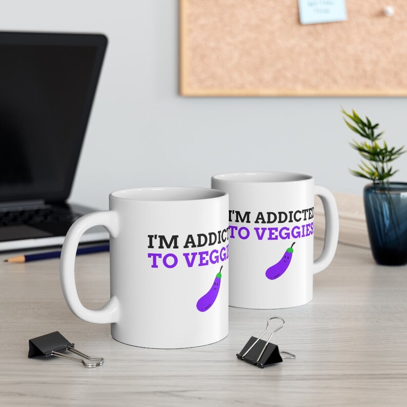 I'm Addicted to Veggies! Rude Eggplant Mug 11oz 330ml Veggie Gift Ideas ...