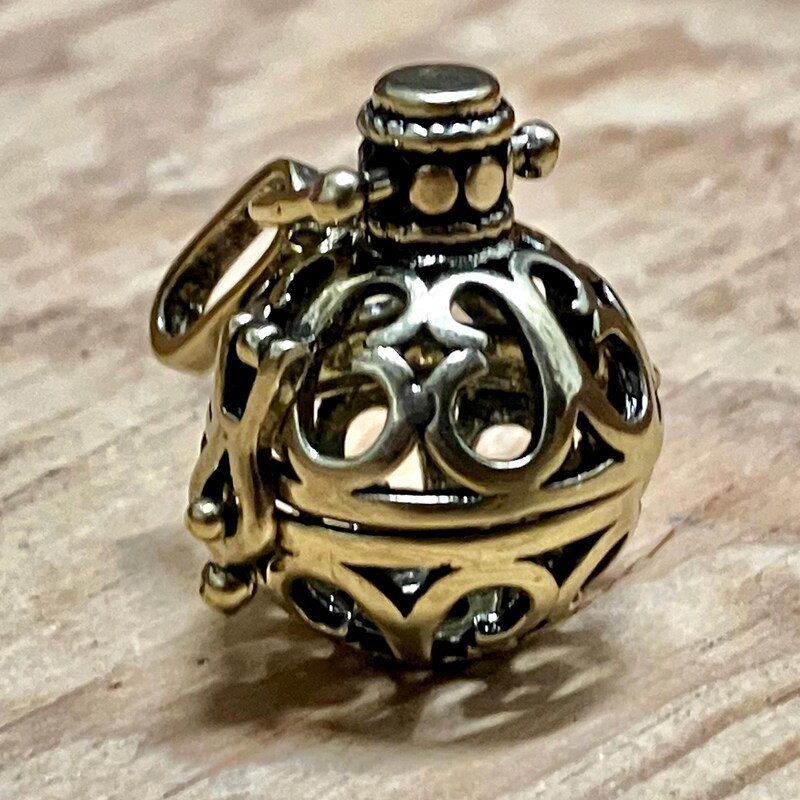 Sphere Locket - Etsy