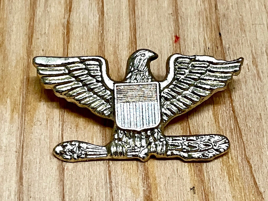 Vintage US Army Uniform Pin. - Etsy