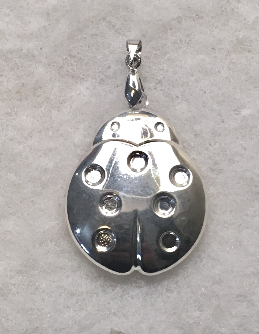 Ladybug- Vintage Silver Plated Pendant / Locket. - Etsy