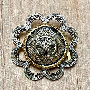 Vintage Spain Filigree Damascene Clip on Earrings. - Etsy