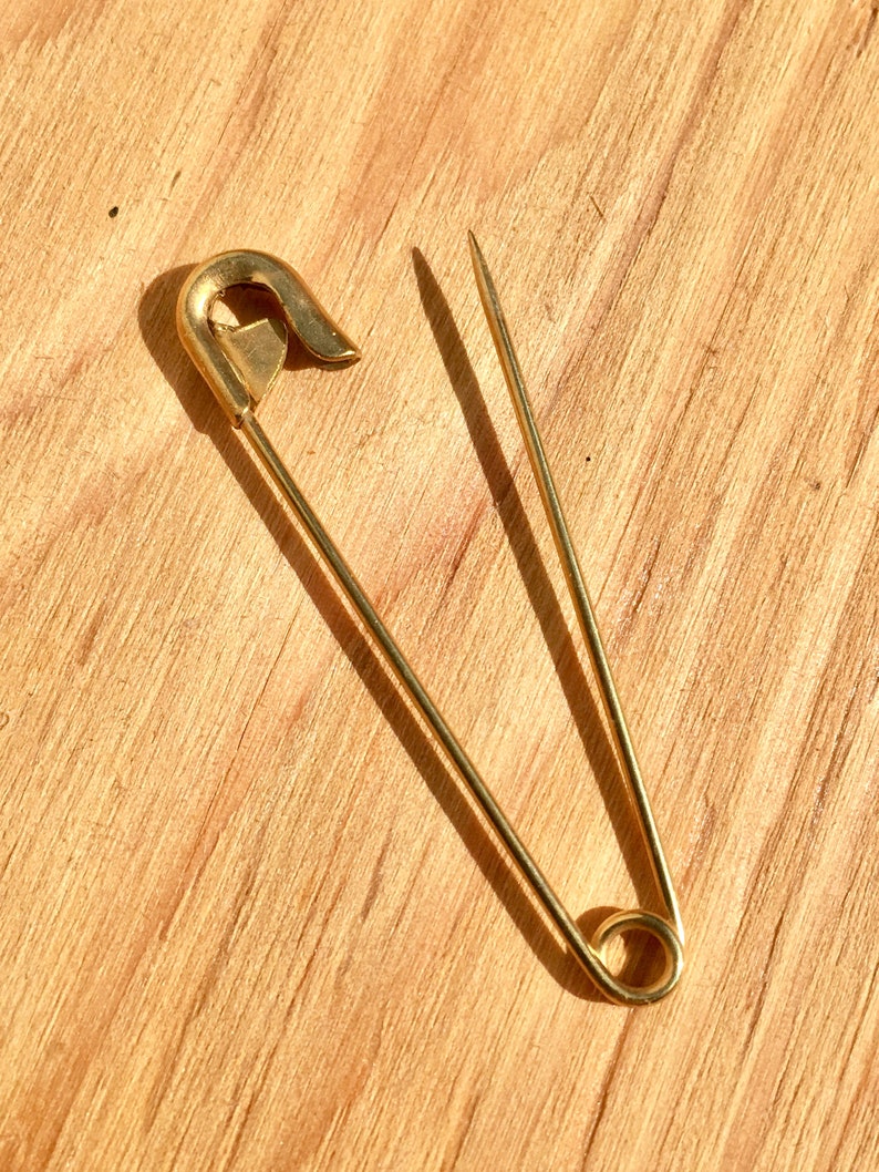 18K Gold Plated Vintage Safety Pins - Set of 5 Pieces. - Etsy