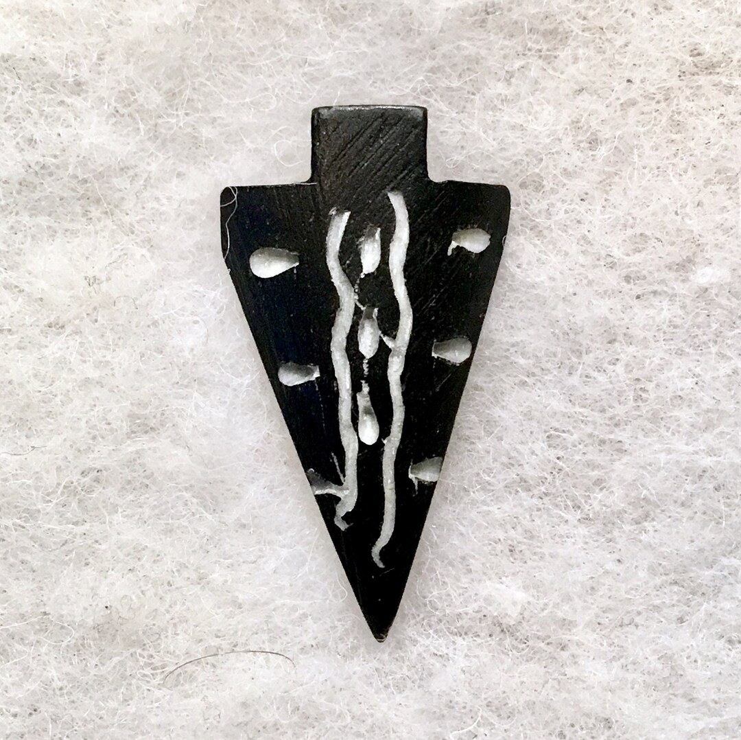 Arrowhead - Coloured OX Bone Carved Tribe Amulet - Etsy