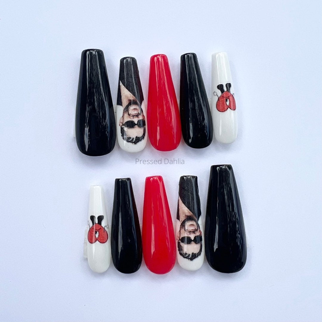 Bad Bunny Press on Nails Bad Bunny Nails Un Verano Sin Ti - Etsy