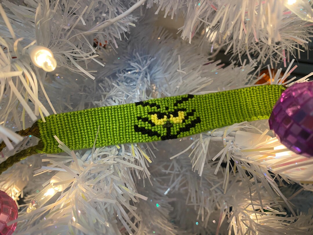 Handmade Woven the Grinch Friendship Bracelet (VSCO) - Etsy