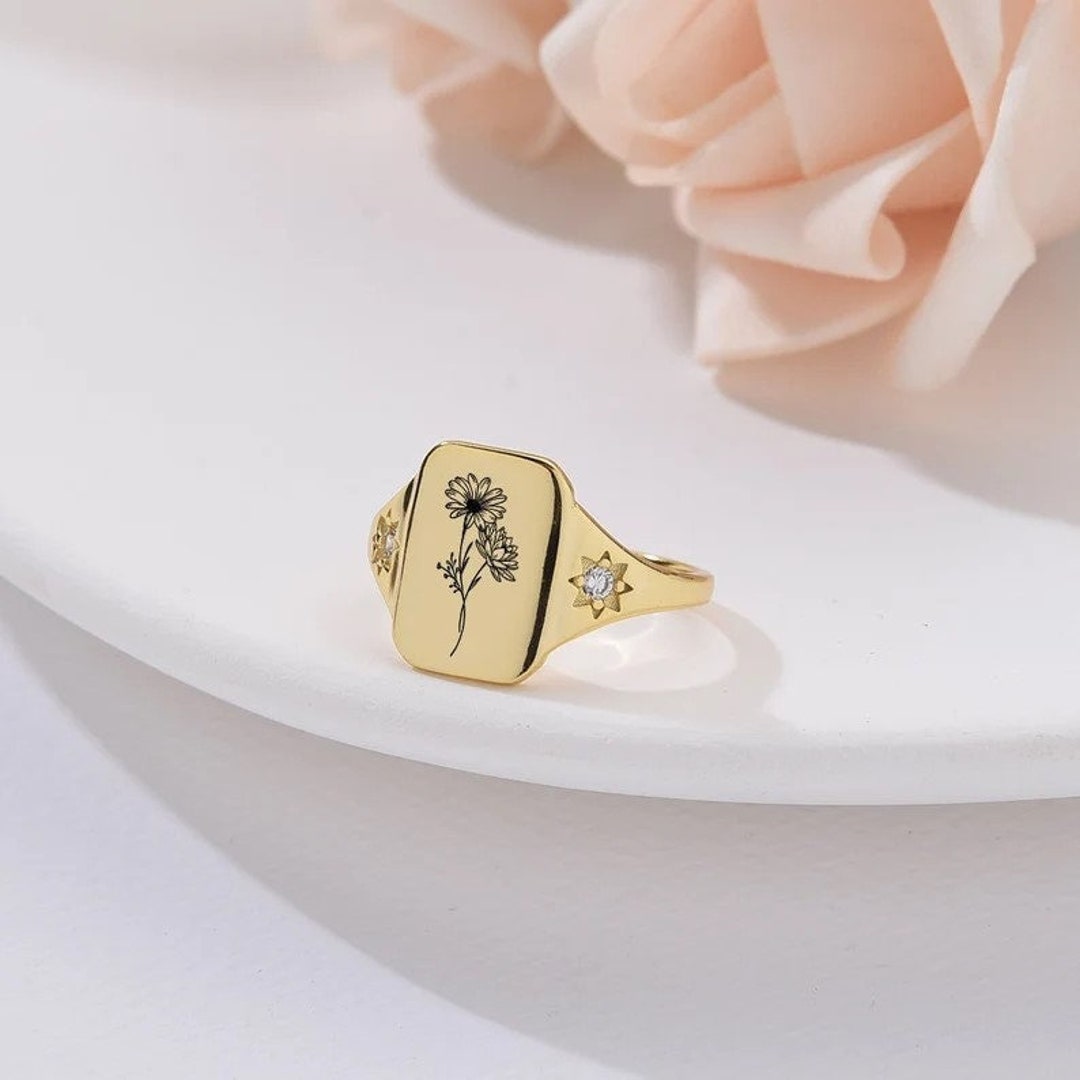 14k Gold Personalized Birth Flower Signet Ring, Custom Floral Jewelry ...