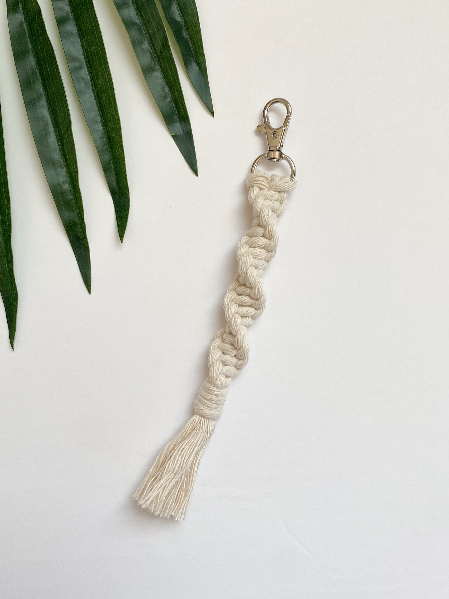 Spiral Macrame Keychain || Purse Charm Key Fob || Boho Bridesmaid ...