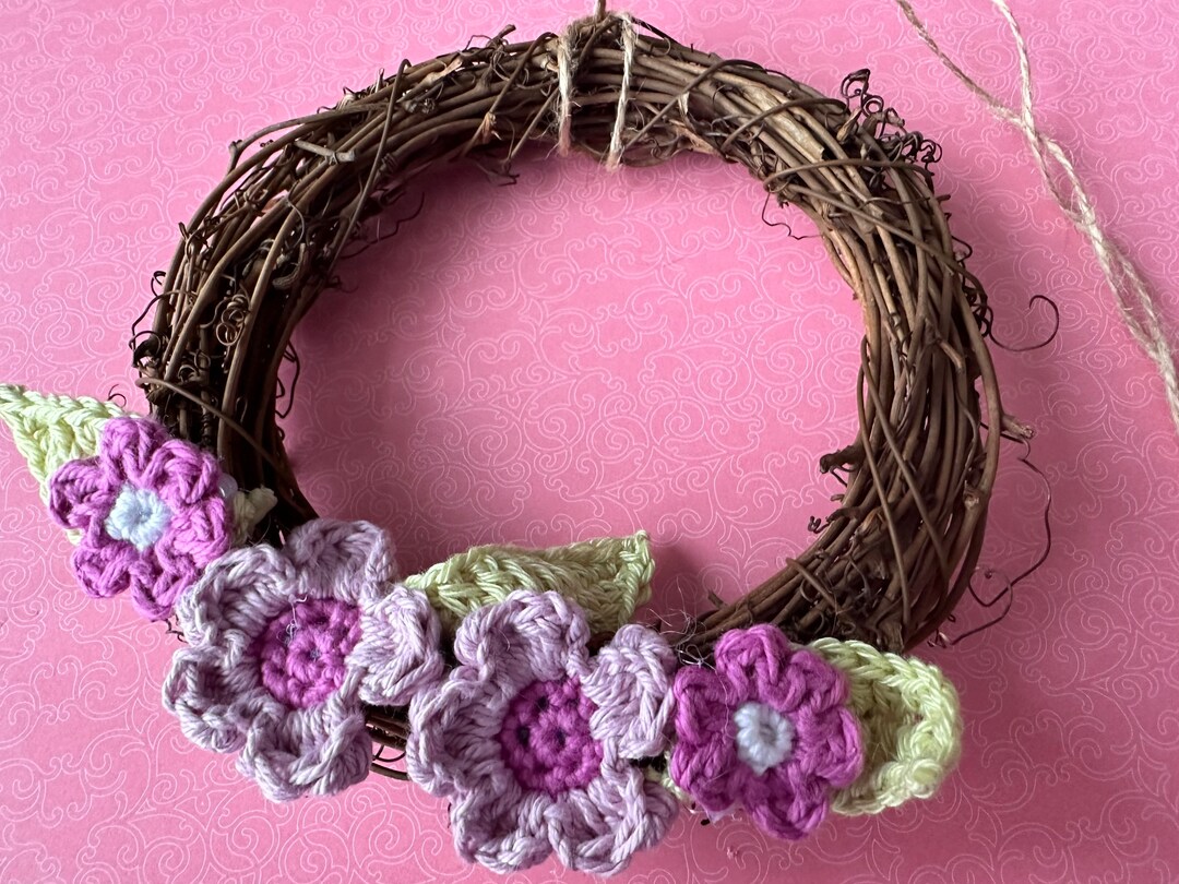Small Crochet Spring Flowers Floral Wreath - Etsy