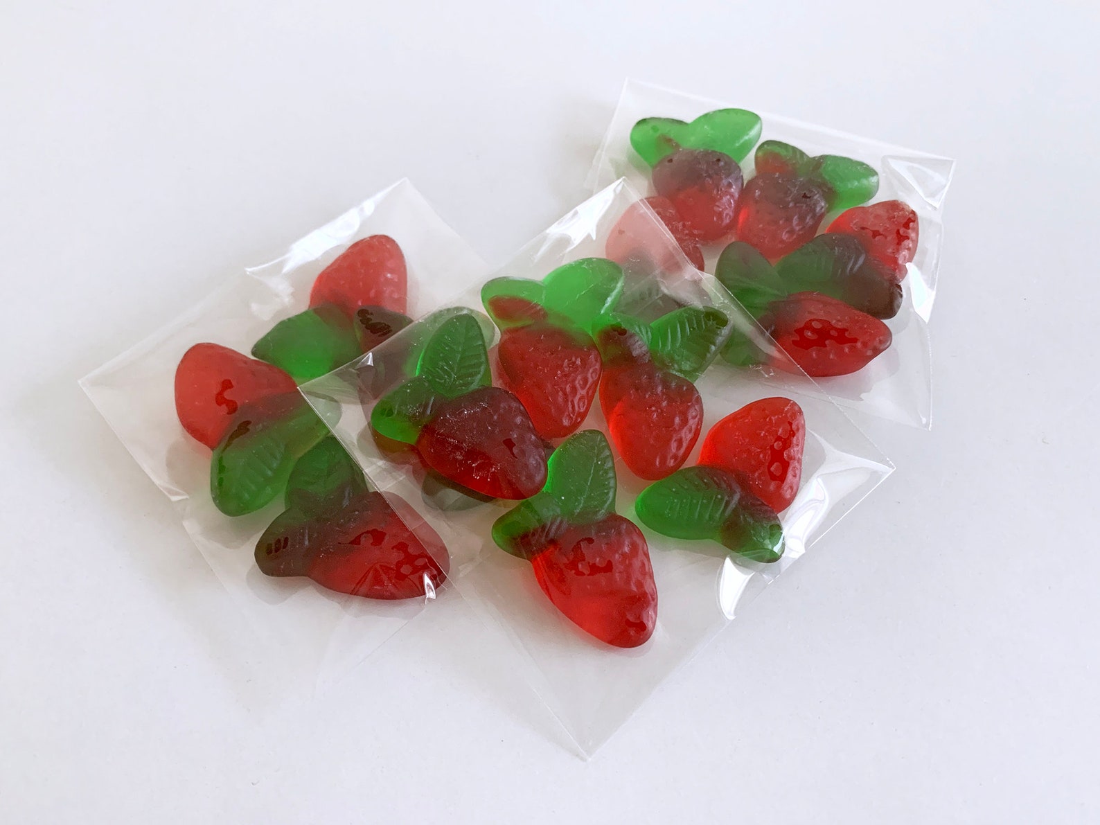 Party Favours // Gummy Packets – Strawberry - Etsy
