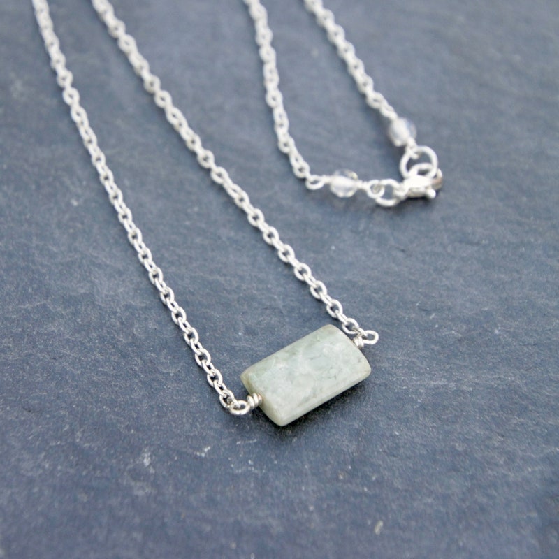 Green and Silver Necklace - Etsy