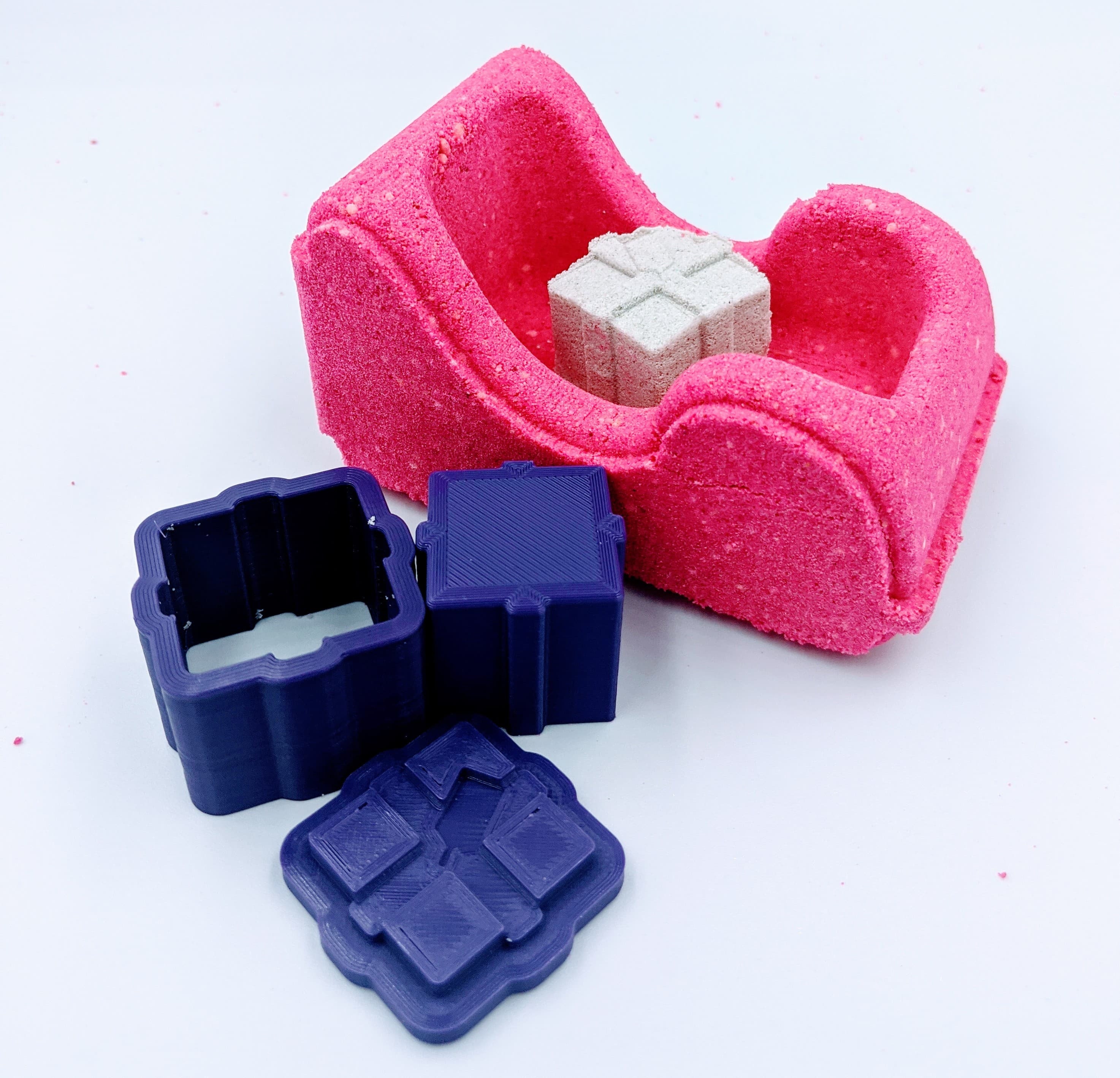 Santa's Sleigh Bath Bomb Mold | Christmas Sleigh | Present Mold - Etsy