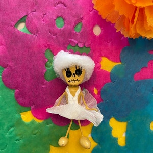 Mini Calavera Ornaments, Mexican Altar, Mexico Ofrenda, Miniature Day ...