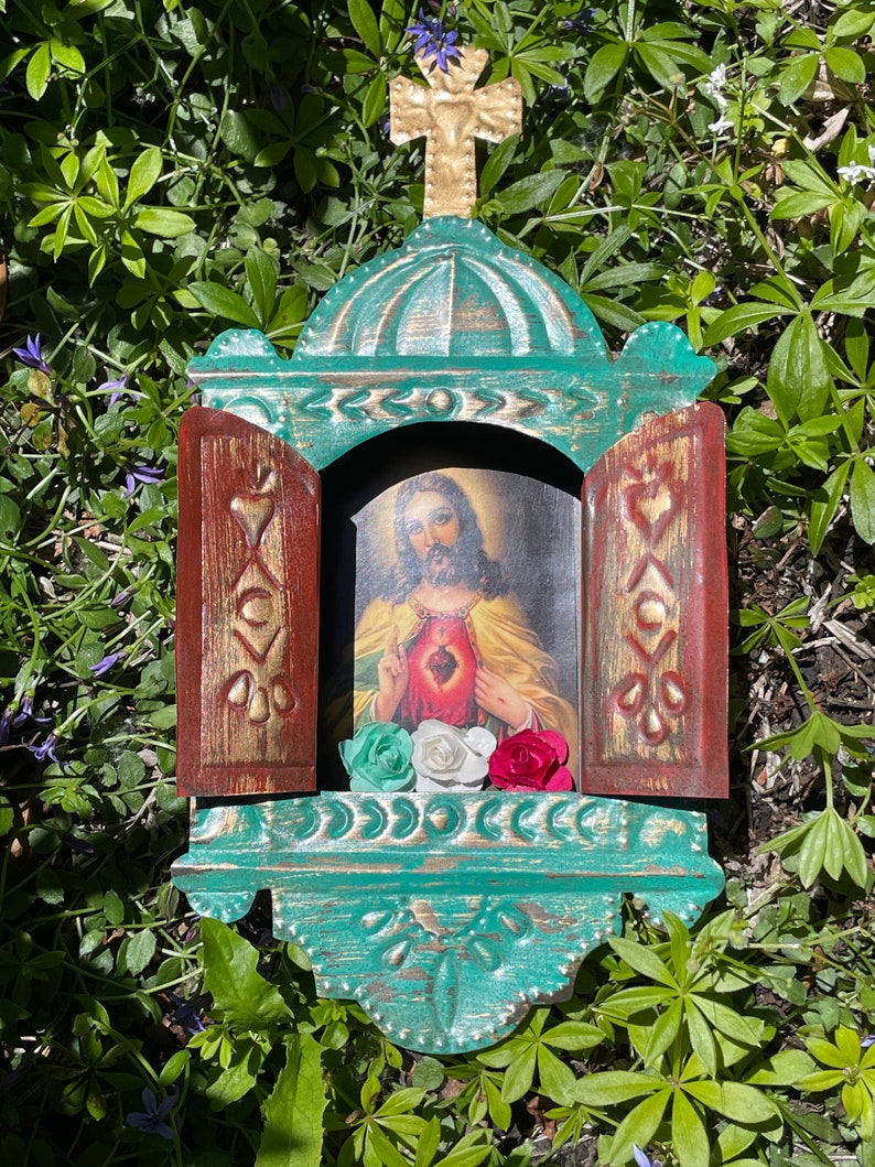 Antiqued Turquoise Nicho, JESUS With SACRED HEART Image, Mexican Nicho ...