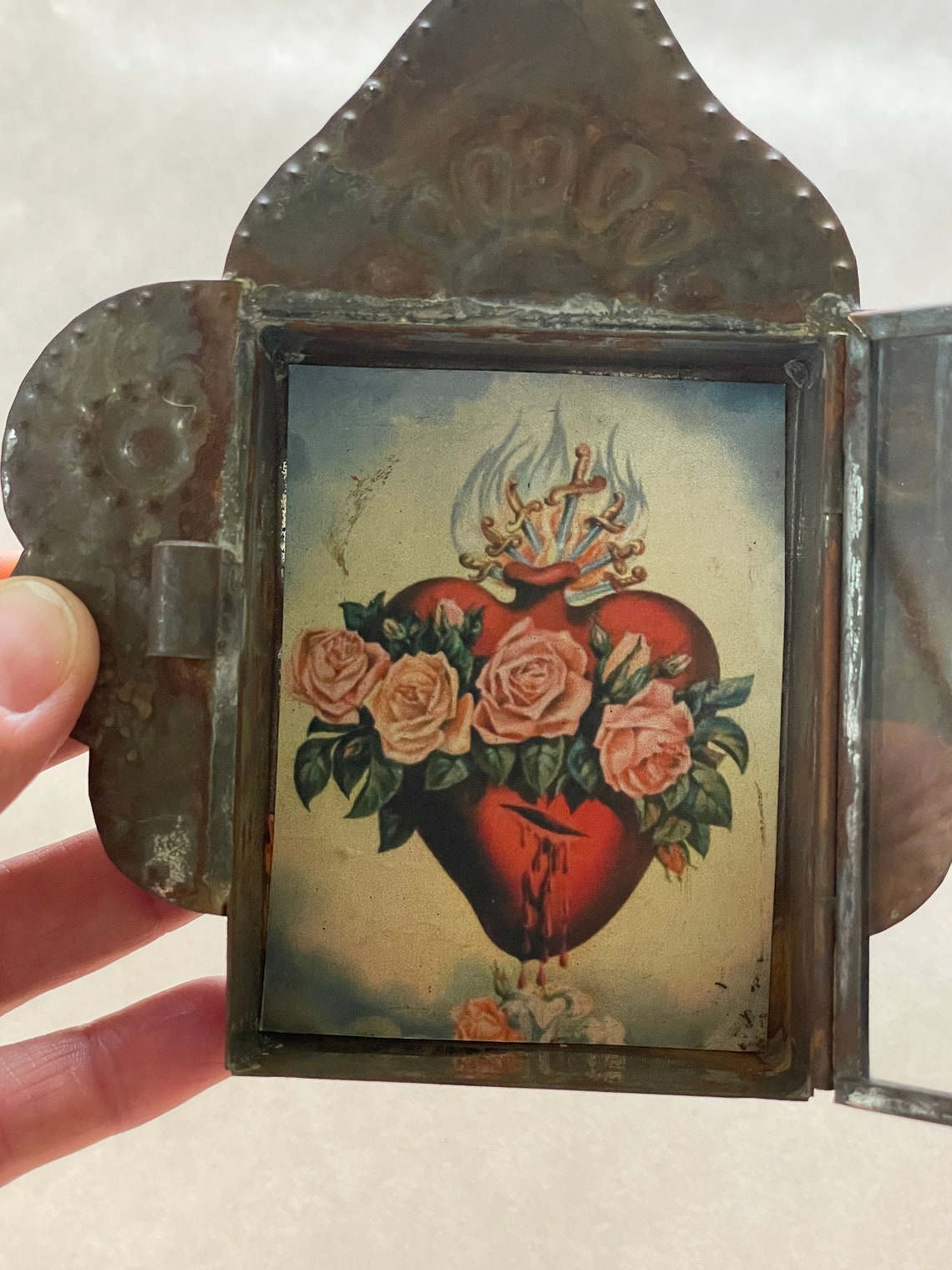 Antiqued Miniature Nicho With Sacred Heart With Roses, Mexican Nicho ...