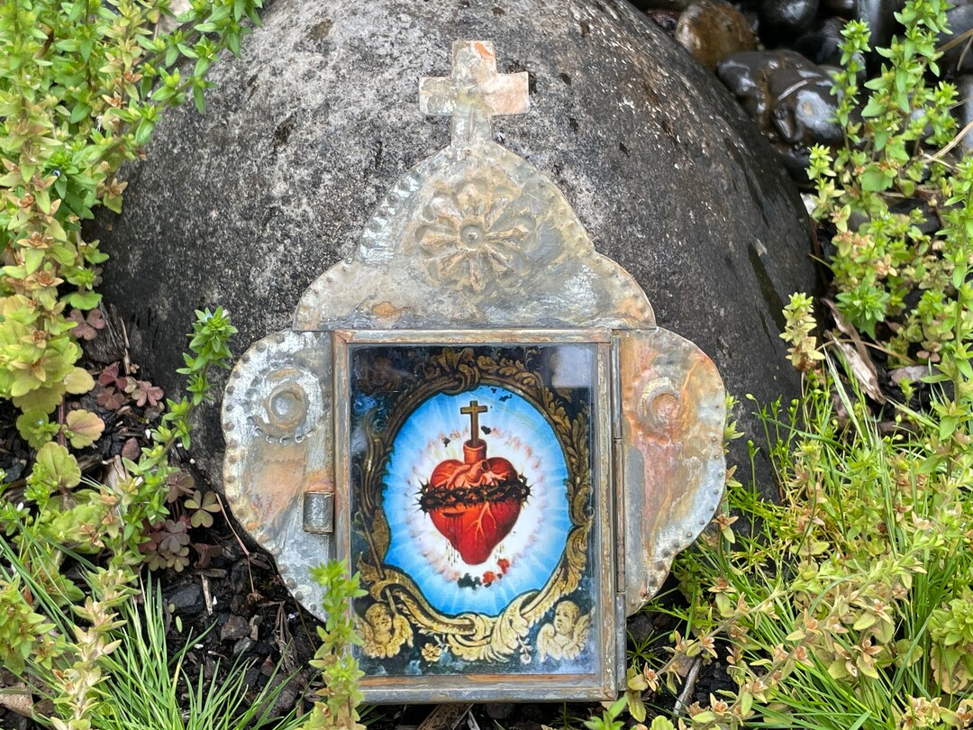 Antiqued Miniature Nicho With Bleeding Sacred Heart, Mexican Nicho ...