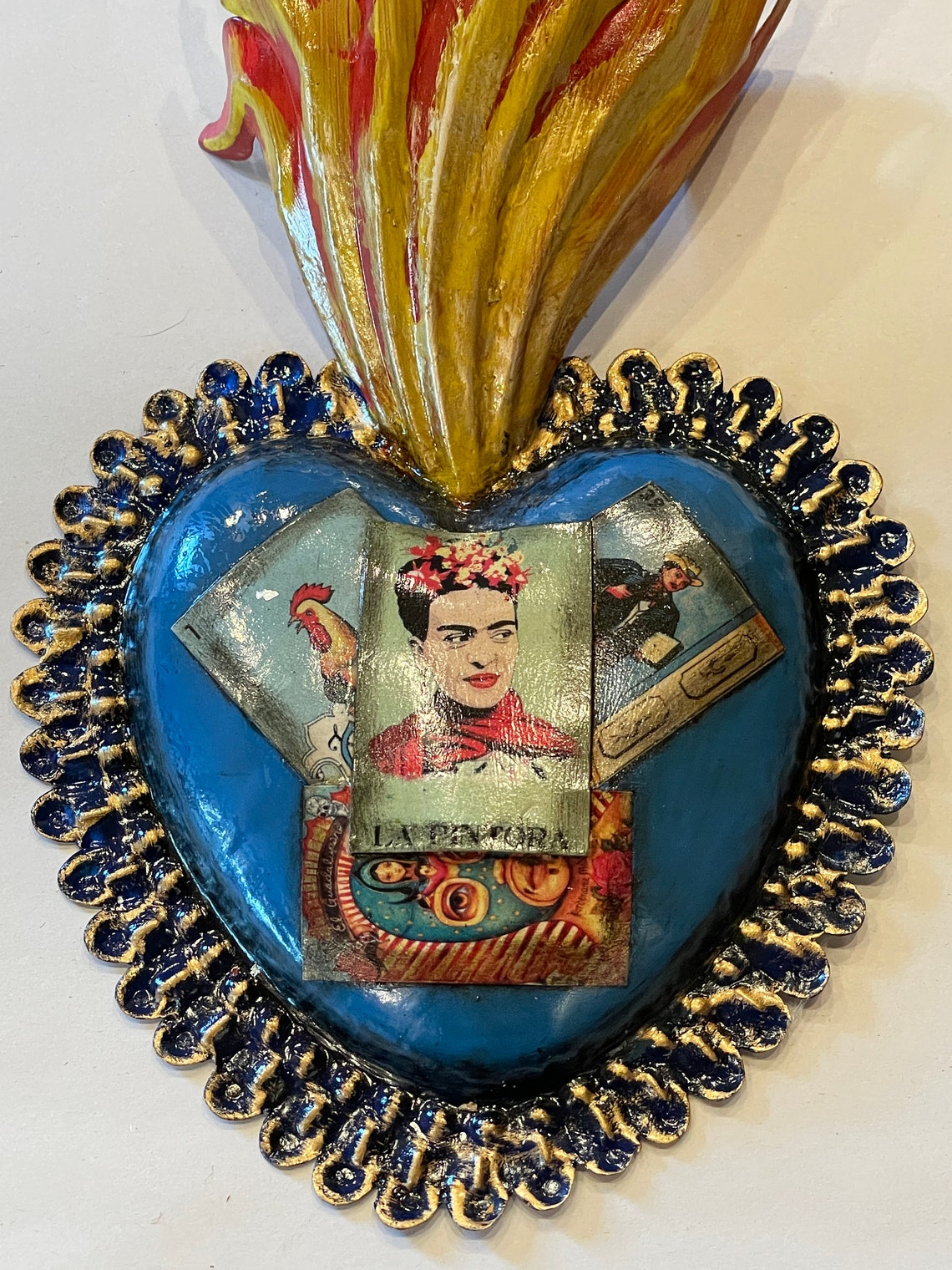 FRIDA Sacred Heart With Flames, Frida Loteria, Frida Sacred Heart With ...