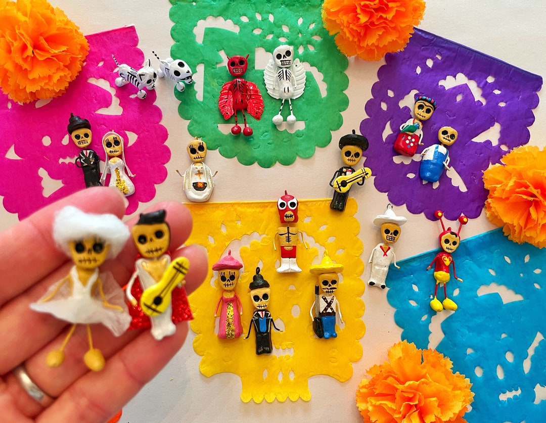 Mini Calavera Ornaments, Mexican Altar, Mexico Ofrenda, Miniature Day ...