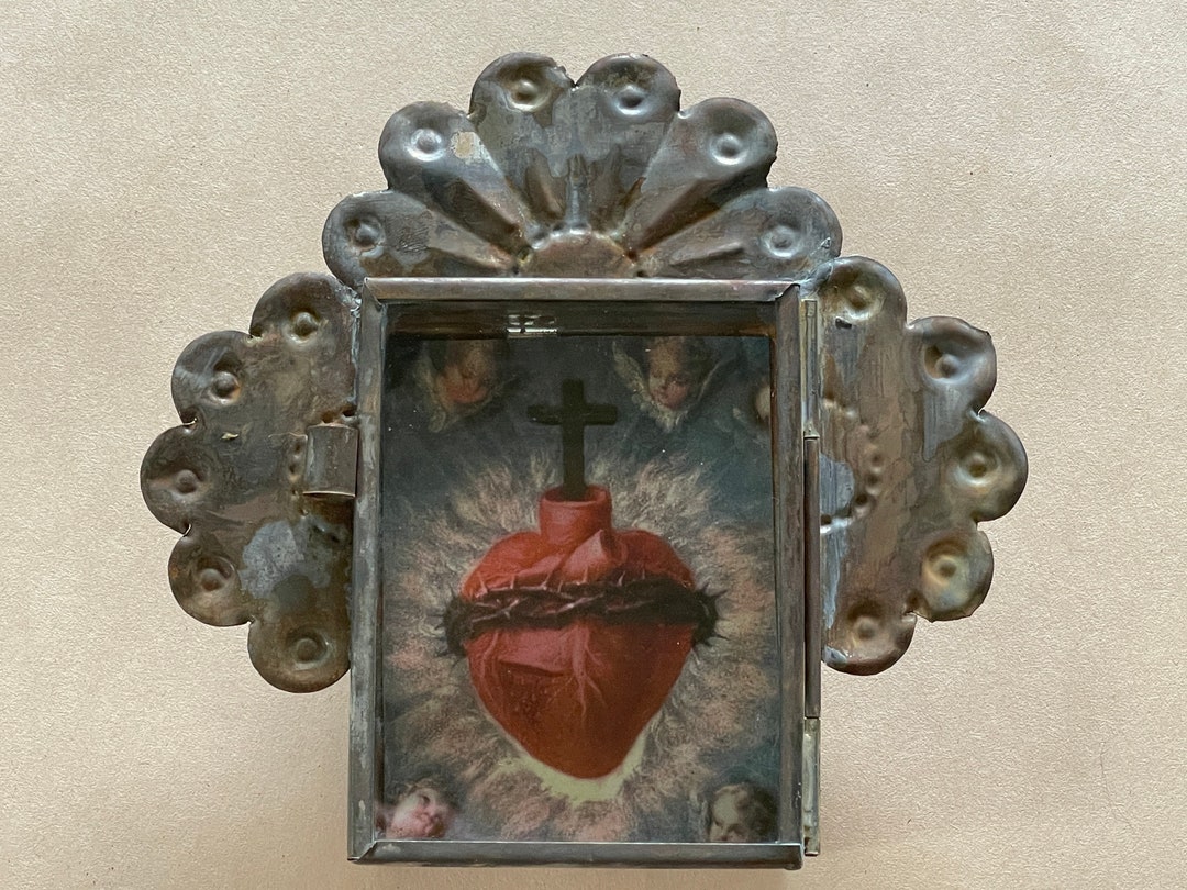Antiqued Miniature Nicho With Sacred Heart With Thorns, Mexican Nicho ...