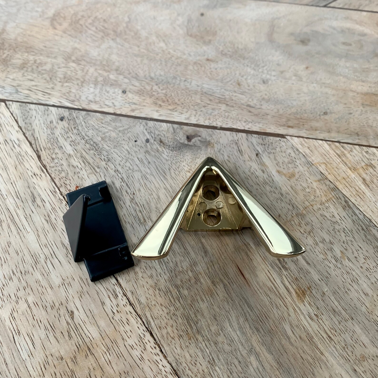 Bubbachomp® Nordic Wall Hooks | Wall Decor | Black & Gold - Etsy