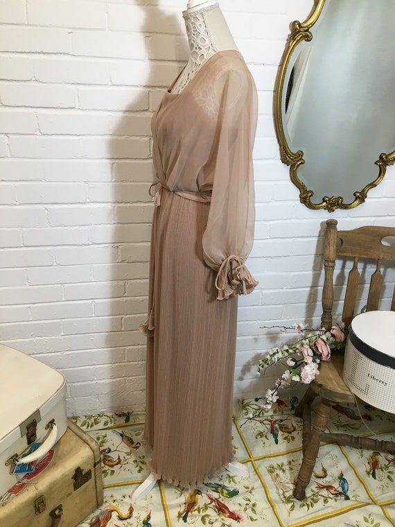 Elegant Grecian style 70s evening gown by Roter Coutu… - Gem