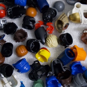 Lego Minifigure Body Parts Set: (20x) Piece Lot Head, Torso, Legs ...